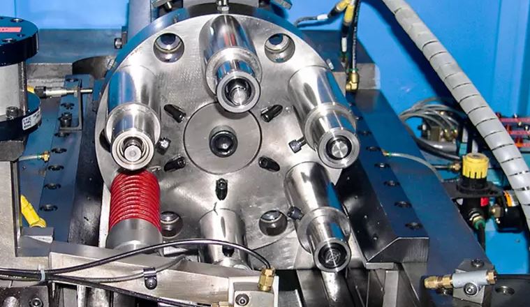 WAUSEON 1300 Series Hydraulic Six Stroke End Former Machine