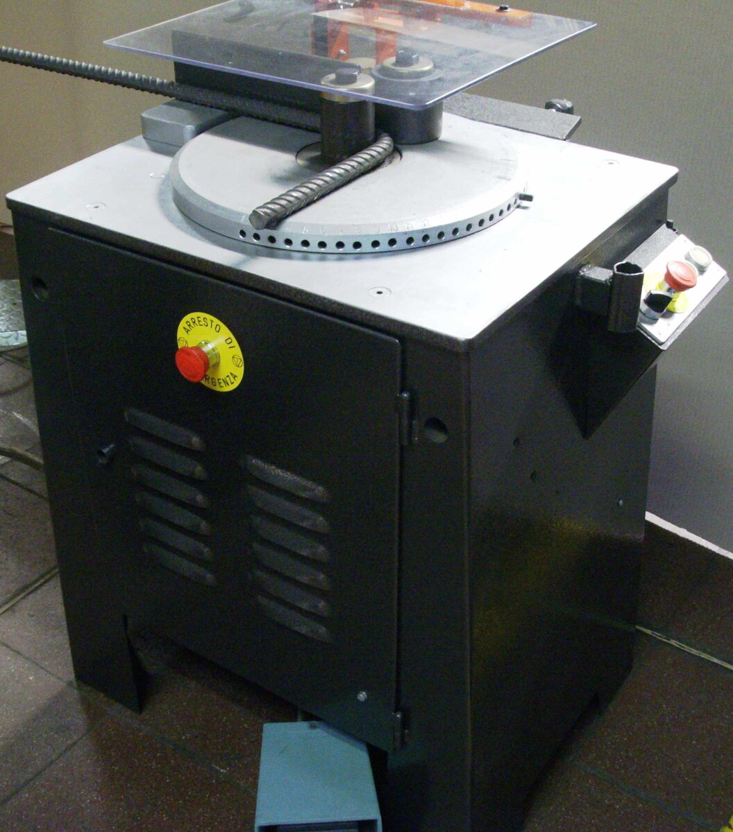 OSCAM - Rod Bending Machine with Combined Automatic Shears