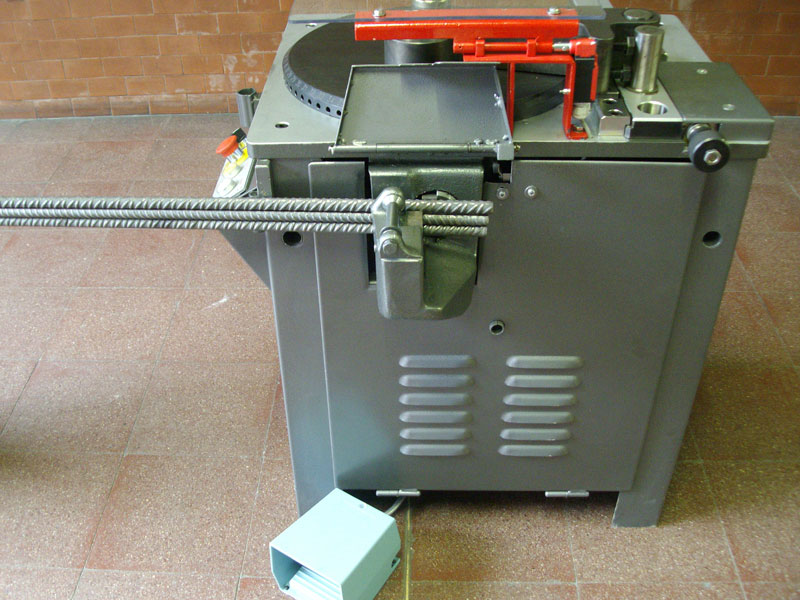 OSCAM - Rod Bending Machine with Combined Automatic Shears