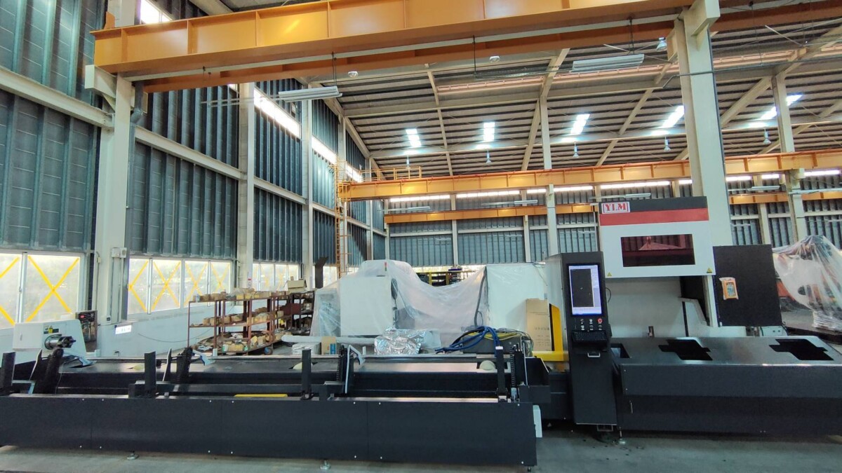 YLM Lasertube Fit - Fiber Laser Tube Cutting Machine