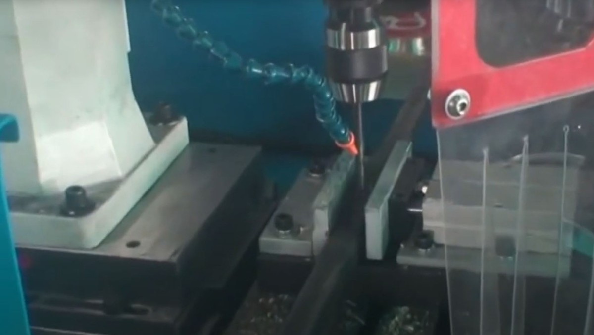 JIH-AUTO 1D - NC Automatic Drilling Machine